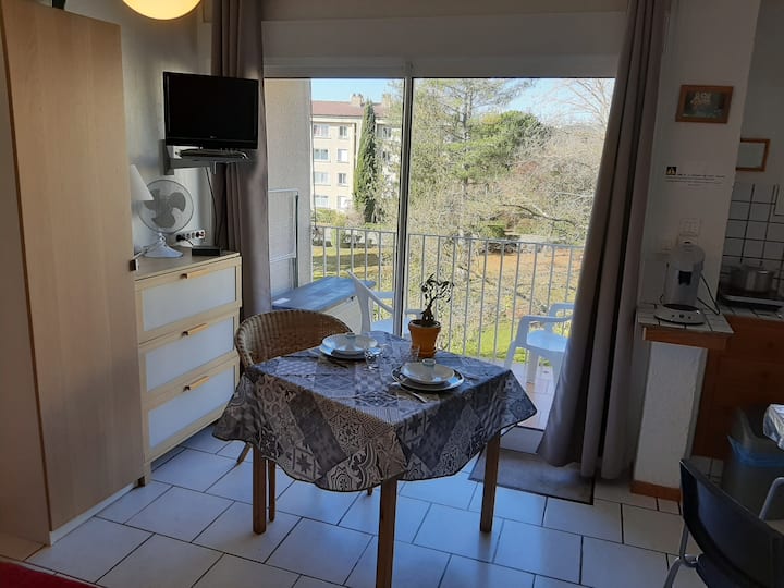 Studio Avec Balcon Et Parking Donnant Sur Un Parc - Gréoux-les-Bains