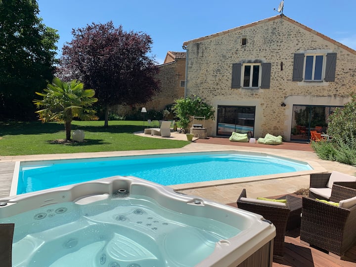 Villa 200 M2 Piscine Et Spa à 15 Mn Futuroroscope - Poitiers