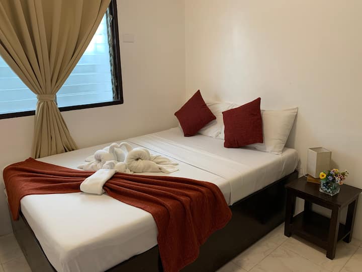 Charming 1bdrm House Steps From Beach - Puerto Galera