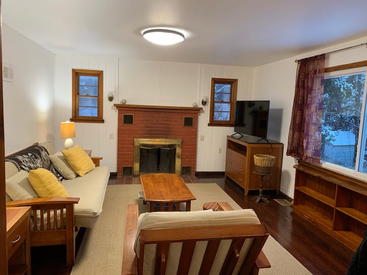 3br/1b Close To Campus- Long Term And Pet Friendly - Cornell University, Ithaca