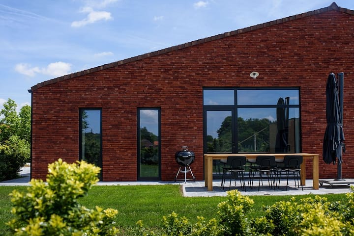 De Gierzwaluw, Logeren Op Een Wijndomein (6p) - Lille, Belgium