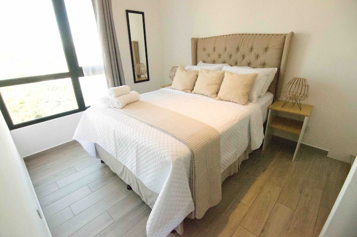 *Guate* Apartment W/pool, Z10, 903 - Guatemala City