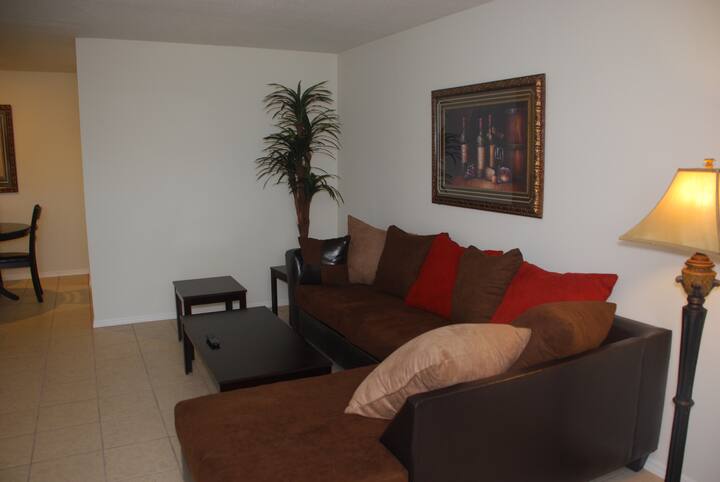 Centrally Located Near Inner Loop D - Houston