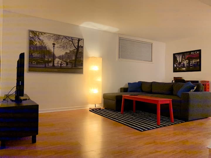 Full Time Airbnb Host !!! “B” - Gatineau