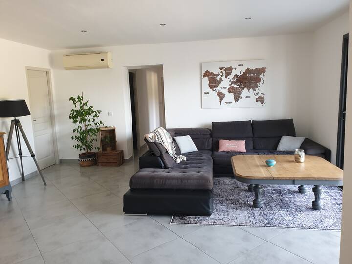 Ventiseri Charmant Logement Climatisé De 90m2. - Corsica