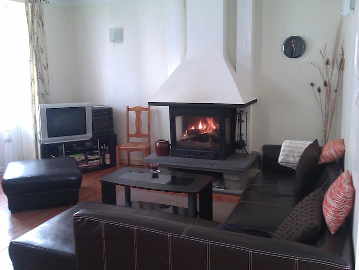 Duplex T3, 75m2, Centre, Parking à Proximité - Ax-les-Thermes