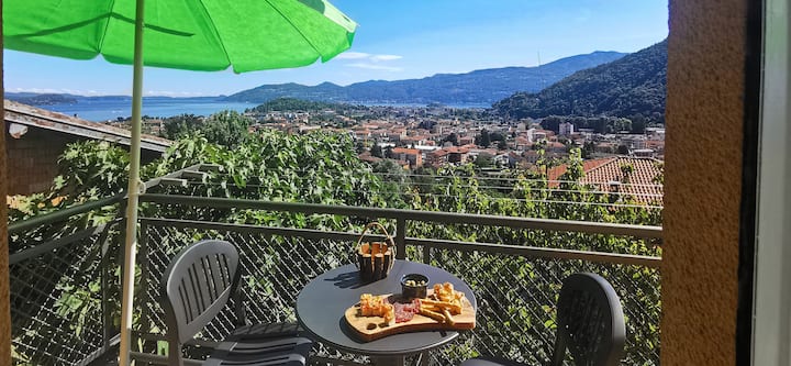 Casa Amelia - Trilocale Con Magnifica Vista Lago - Verbania