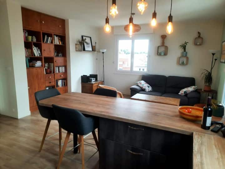 Charmant T2 Avec Balcon à Montchat - Villeurbanne