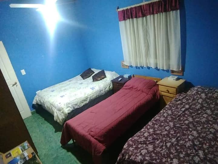 Hospedaje Familiar. Hab. Privadas O Compartidas - Salta