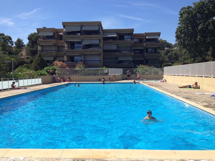 T3 Dans Rés. Avec Piscine Et Tennis, Proche Mer - Bormes-les-Mimosas