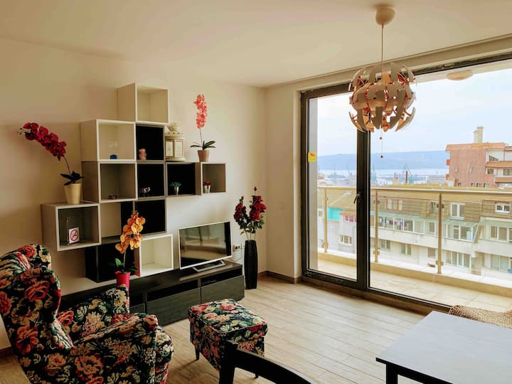 Sea View Stylish Appartment @ Top Center Varna - Varna