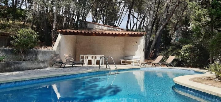 Maison De Famille Entourée De Pins - Cassis
