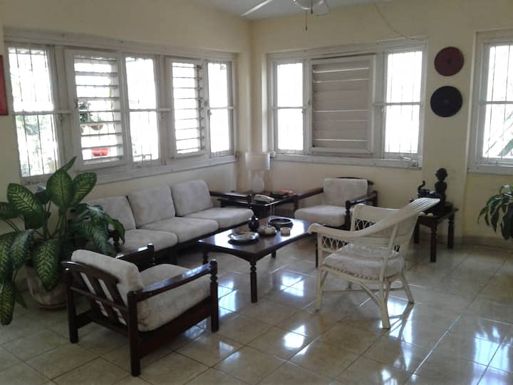 Juanca Sol Hab - 夏灣拿