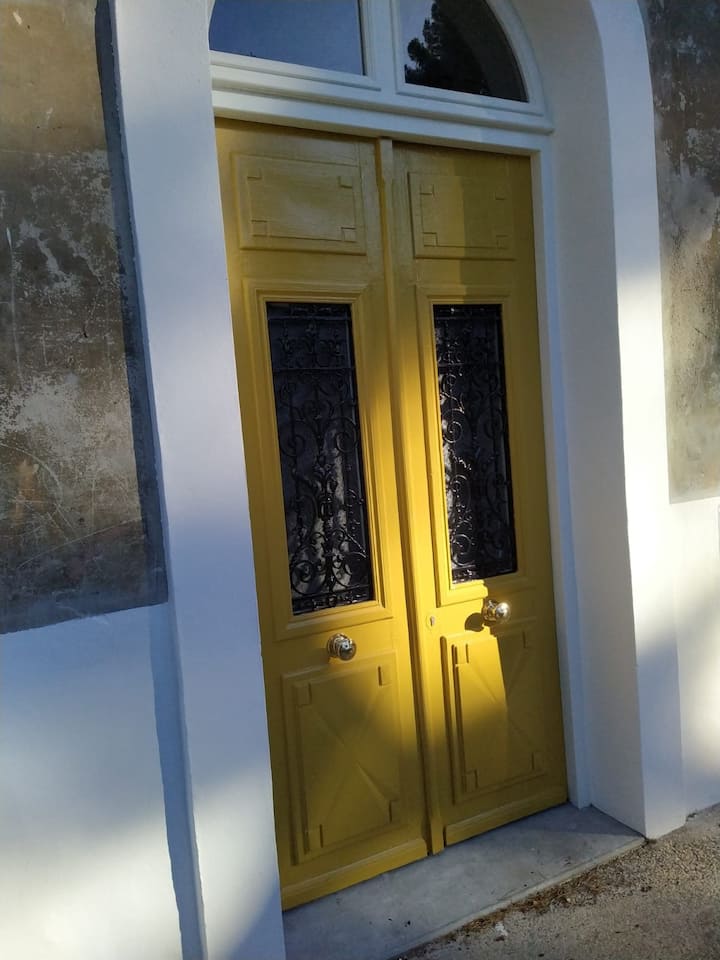 La Porte Jaune - Historic Property Near Beach - Mèze