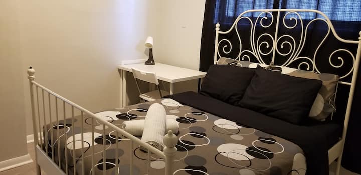 Convy Private Room- Main Floor 2 - Windsor, ON, Canada