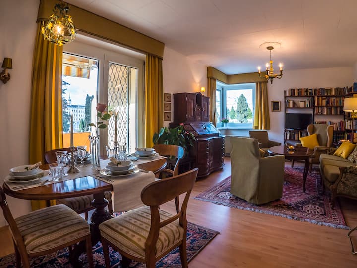 Apartment"maria Theresia" 3-zimmer, Ruhig
Lkh Nähe - Graz