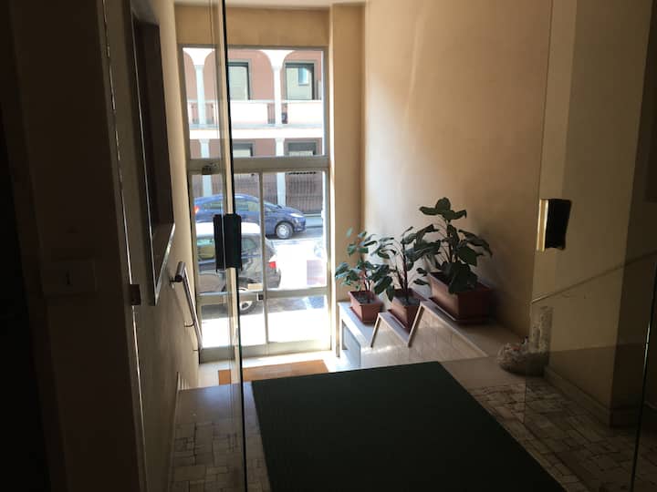 Appartamento Dante 1, Nuovo E Ristrutturato - Biella