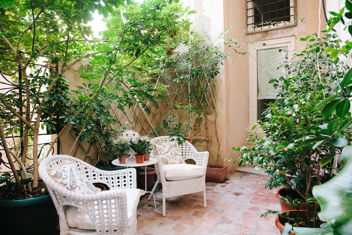 Delizioso Monolocale Con Cortiletto - Syracuse