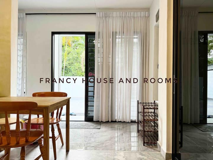 *New* Private King Room In Bercham Ipoh - Tambun