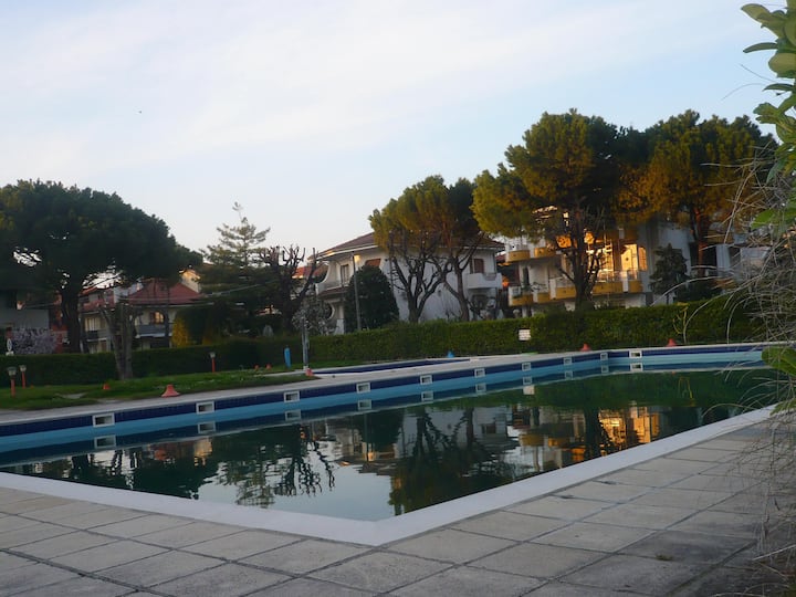 Bilocale Con Ventilato Doppio Balcone - No Pool - Riccione