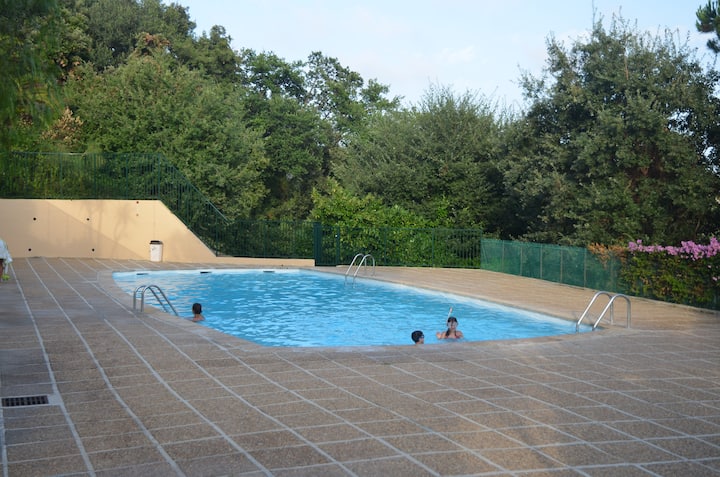 4 Pièces Avec Piscine, Ensoleillé, - Cagnes-sur-Mer