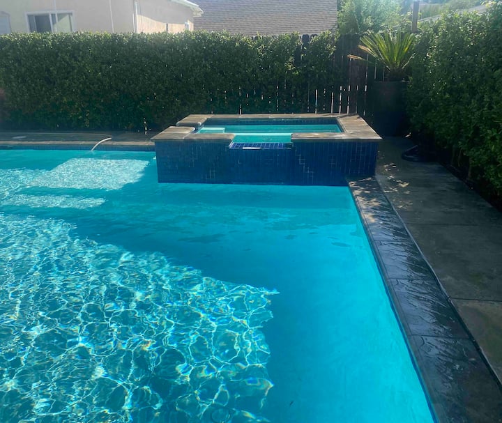 La Casa - Pasadena, CA