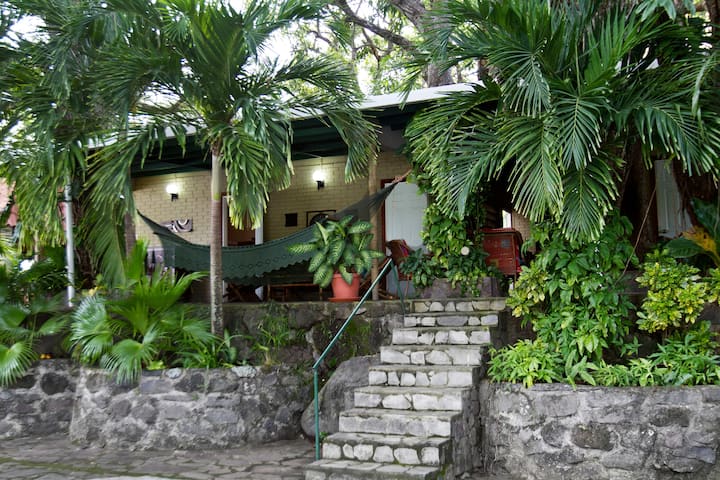 Isleta Tahiti, Granada - As Seen On Island Hunters - Nicaragua