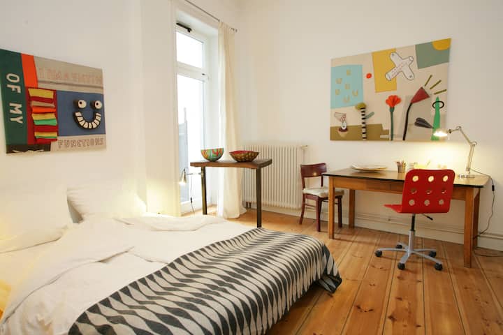 Quiet, Creative Room In Artist Home - Hamburg