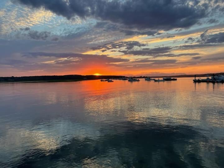 Cozy Cottage- Close To The Beach And With A/c! - Biddeford, ME