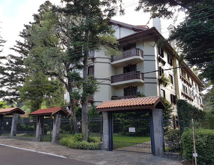 Apartamento Inteiro Aconchegante,ótima Localização - Gramado