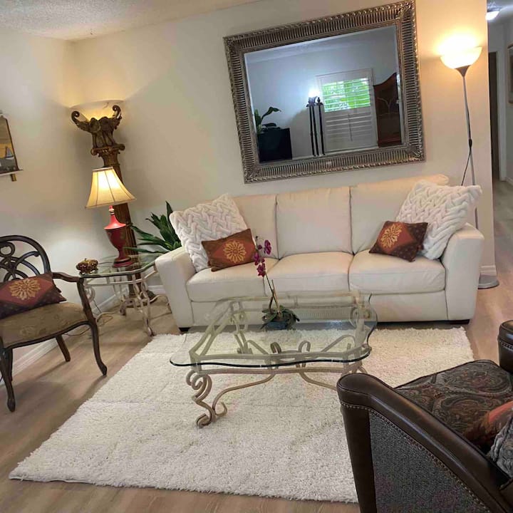 Gem. Downtown Winter Park, Walk To Park Av/rollins - Winter Park, FL