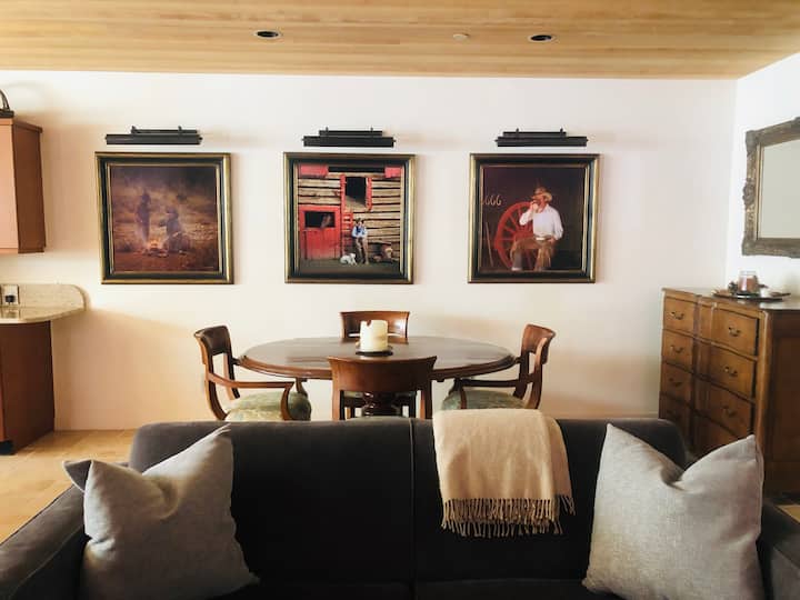 Luxury 2b With Aspen Mountain Views! This Is It! - Aspen, CO