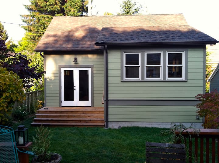 Seattle Backyard Cottage-queen Anne - Seattle, WA