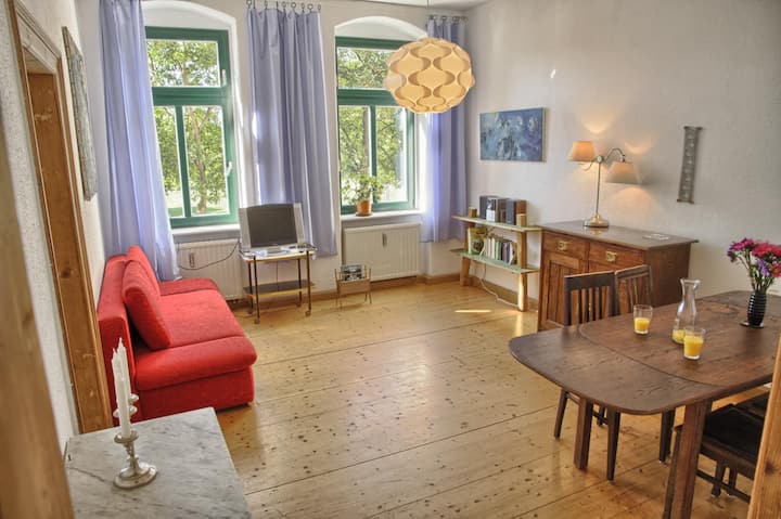 Wunderschön: 2-zkb -Kamilla Am Park - Neustadt- - Dresde