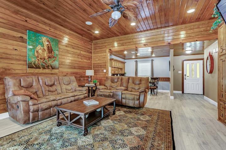 Peaceful And Relaxing Oasis Within The City - 康羅