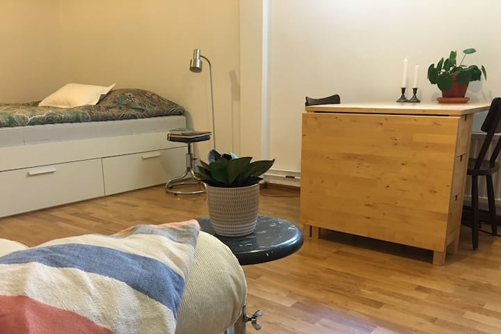 Apartment In Townhouse Next To Nature And The City - Gothenburg