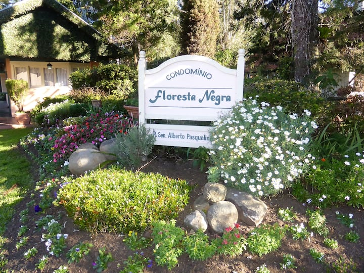 Um Lugar Pra Chamar De Seu Em Gramado - Gramado