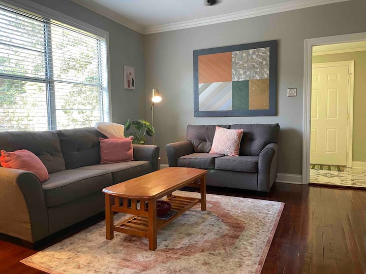 City Park Bungalow (Front Unit) - Baton Rouge, LA