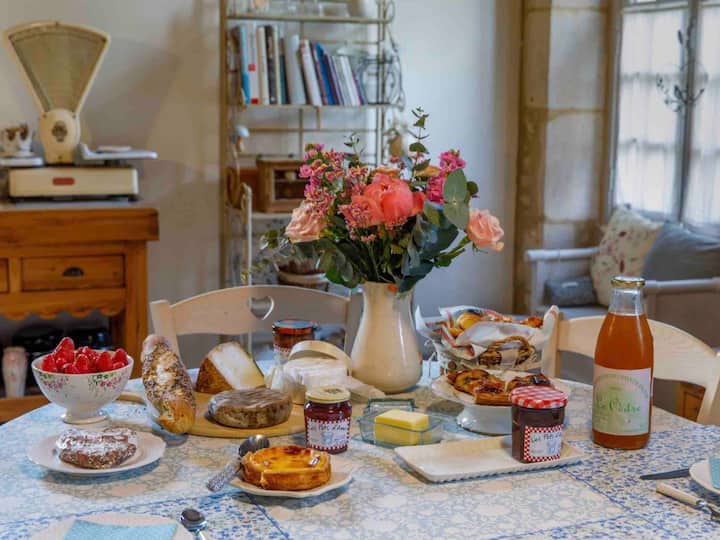 La Maison Du  Grand Saule Calme Sérénité Normandie - Falaise
