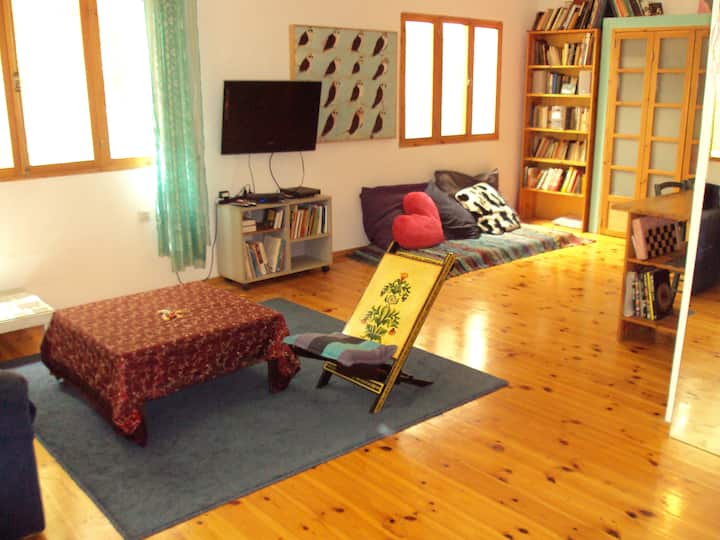 Best Location&reviews, Huge Garden
5min To D Beach - Tel Aviv