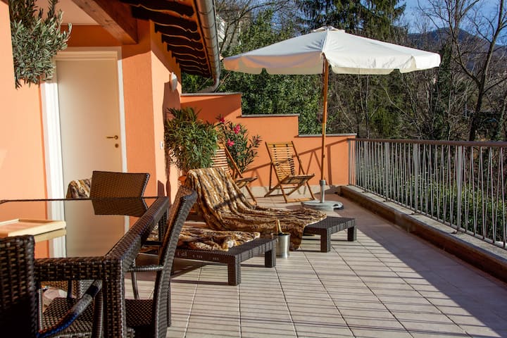 Attika-studio With Huge Lakeview-terrace - Lugano