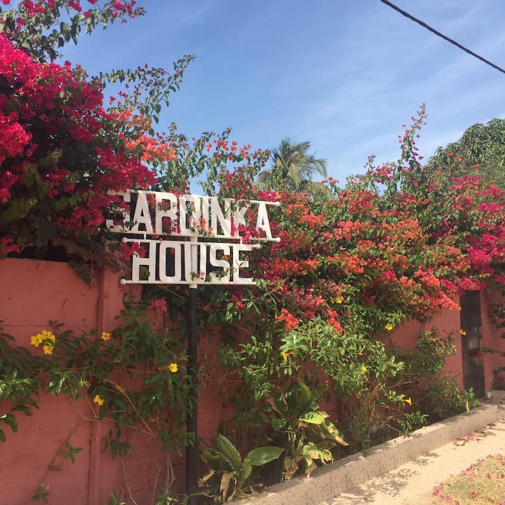 Sardinka Studio Pool 2 - Gambia