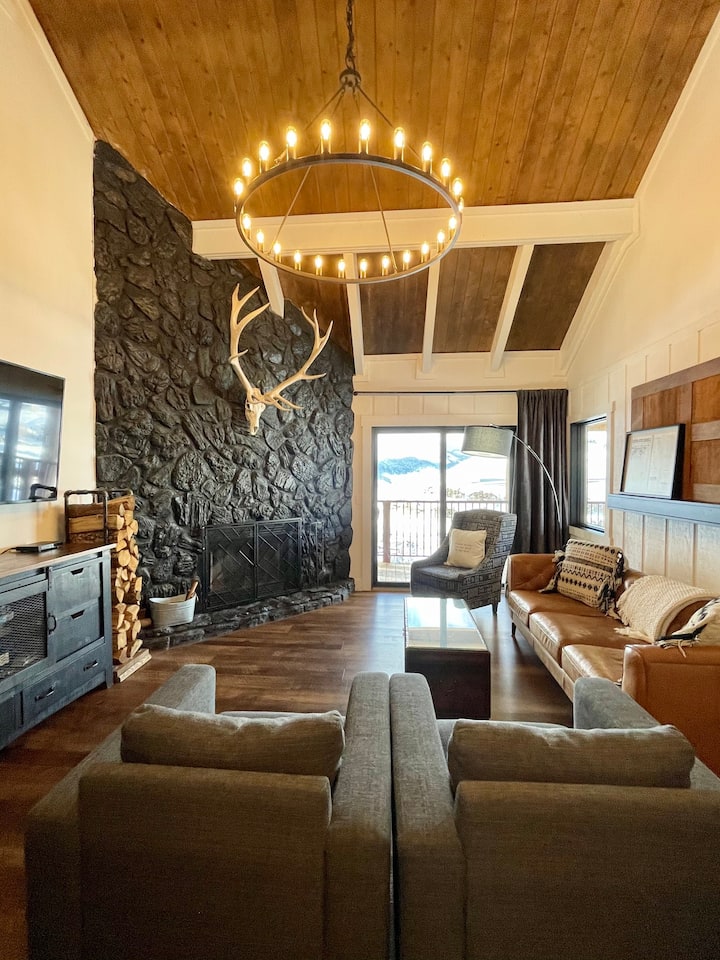 Large 4bed/3bath/loft * Ski In/ski Out *Wildflower - Crested Butte, CO