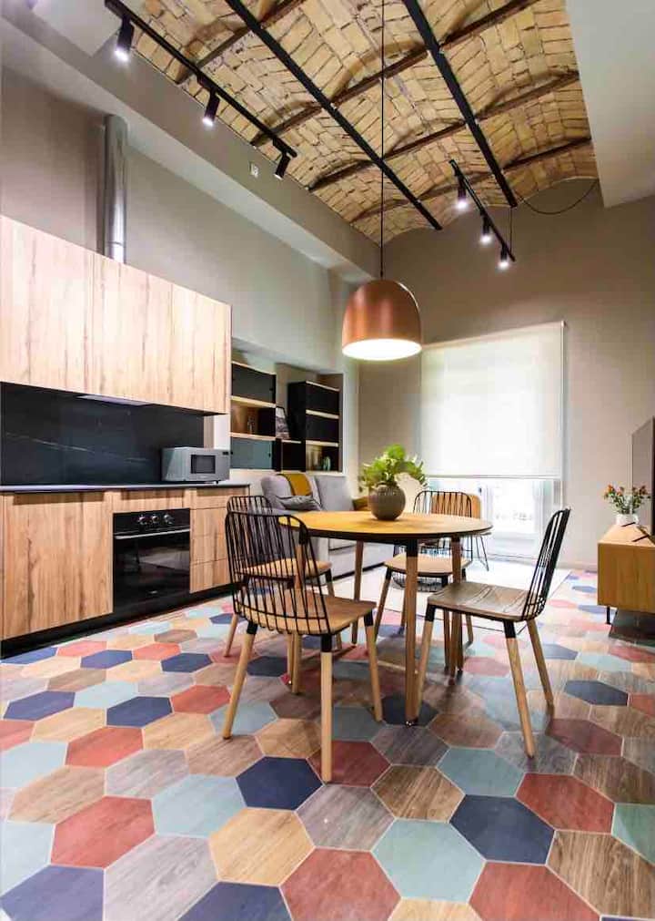 Spacious Designer Loft Near The Beach With Balcony - Valencia