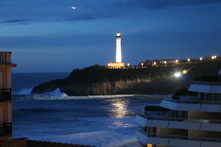 Eccezionali Piedi Dell'appartamento Nell'acqua Finitura 2019 In Bellezza - Biarritz