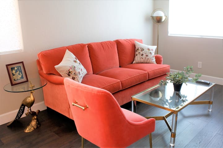 Master Suite Near Bart - Walnut Creek, CA