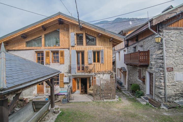 Chalet With Sauna, La Perrière Courchevel/meribel - Moûtiers