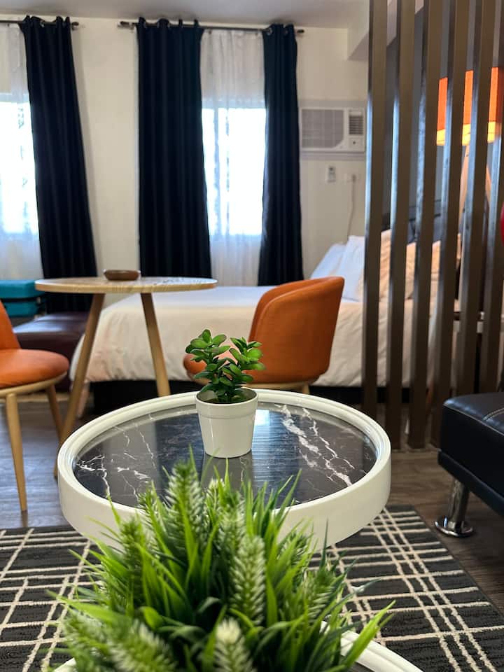 Nuvali Cozy Studio Free Wi-fi And Parking - Calamba