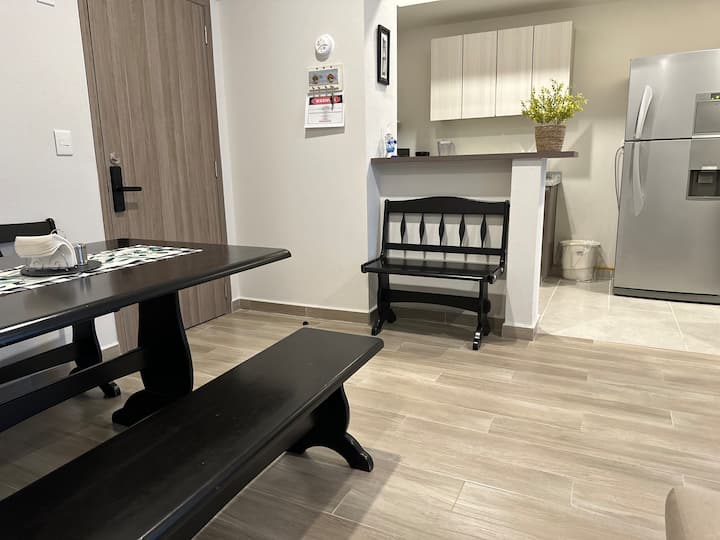 Lindo Lago Acceso Alberca Gym Estacionamiento - Guadalajara