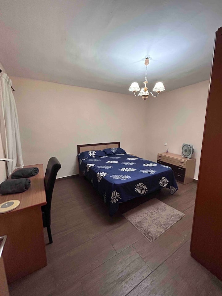 Habitación En Piso Compartido - Pinto
